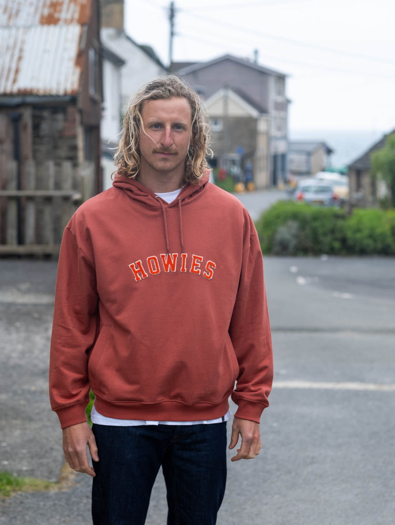 howies - Men's Bryncoed Hoody / Etruscan Red